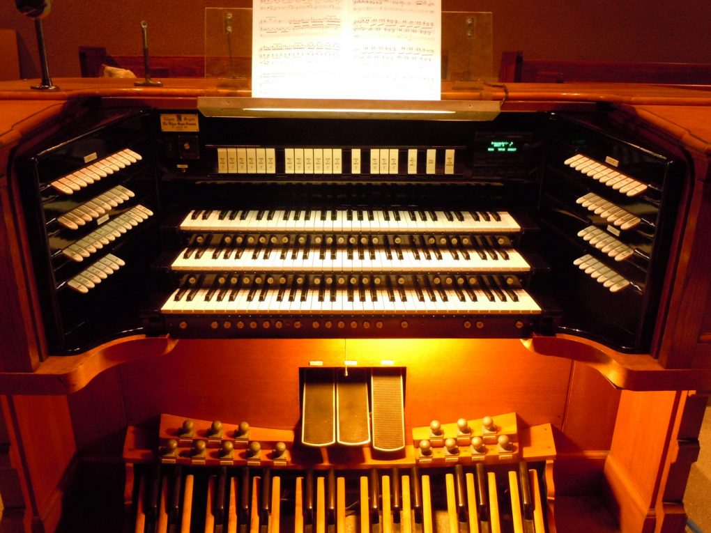 Kilgen Pipe Organ – St. Nicholas of Tolentine Church